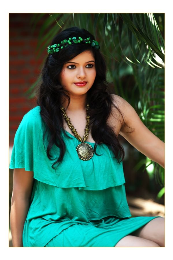 World Running Tips for Human Behaviour: renya new look stills and hot ...