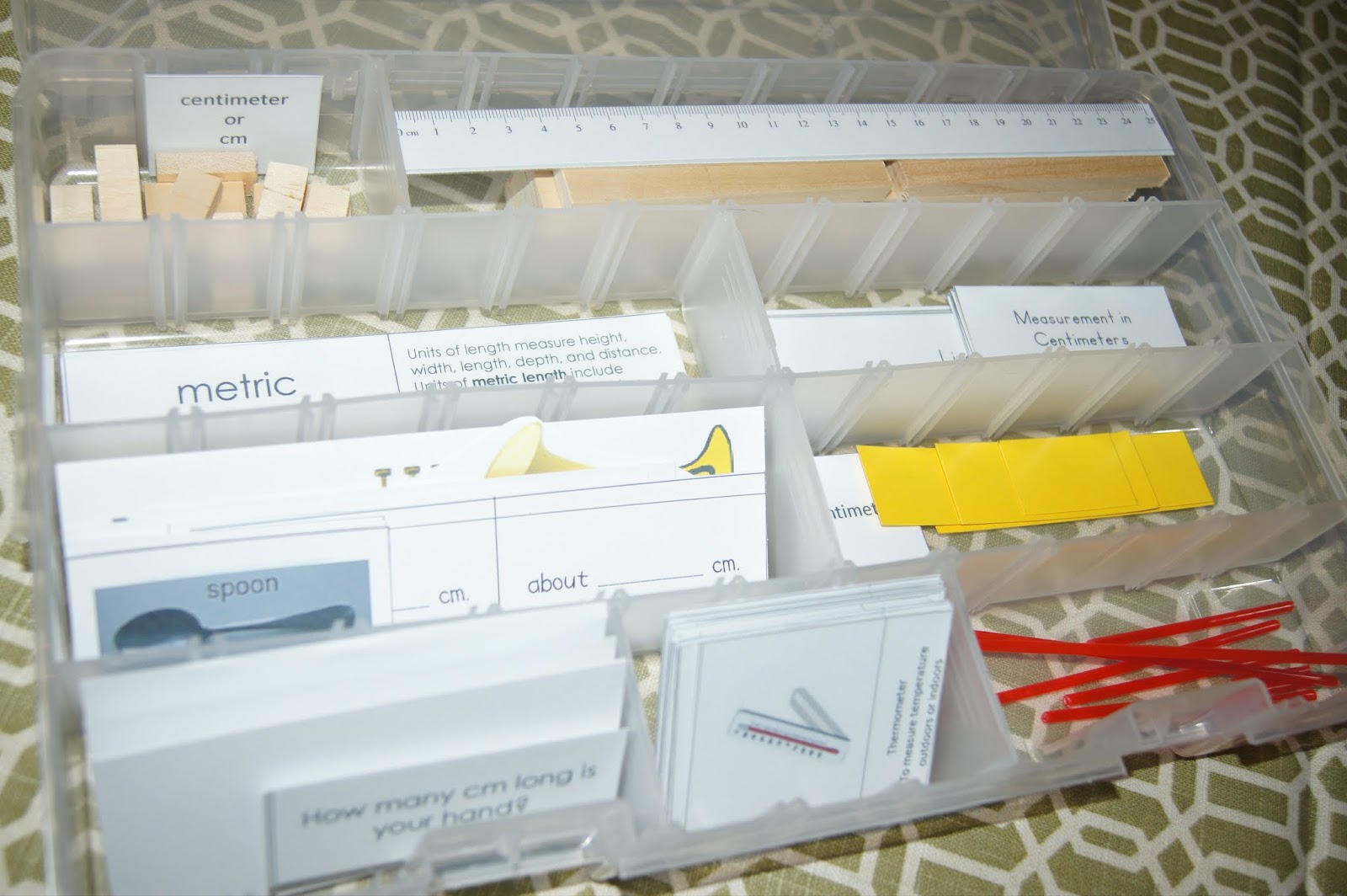 "Making Montessori Ours": Measurement Activity Box, Playing With ...