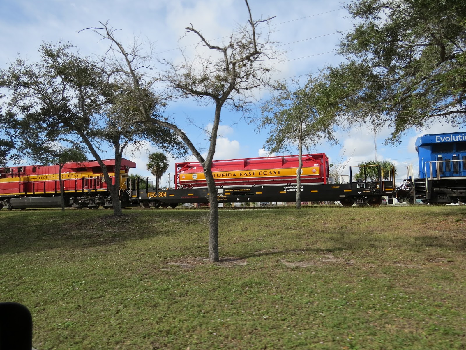 Terry's Trains: FEC with GE Evolution LNG Locomotive