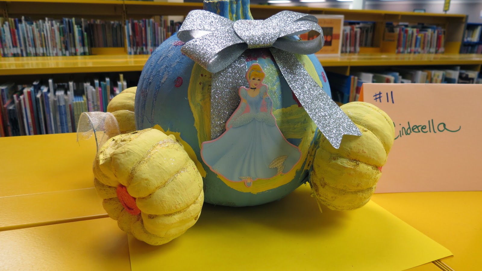 Tweenbrarian: Literary Pumpkin Decorating awesomeness!