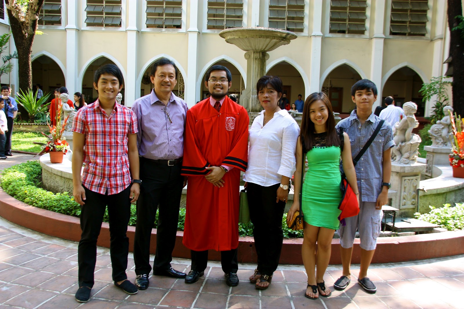 Marty the Photographer (and lawyer): Jr San Beda Law Graduation