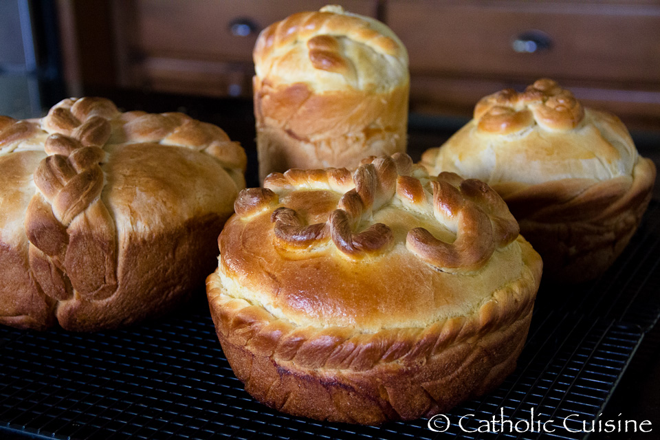 Catholic Cuisine: Basic Paska for Easter