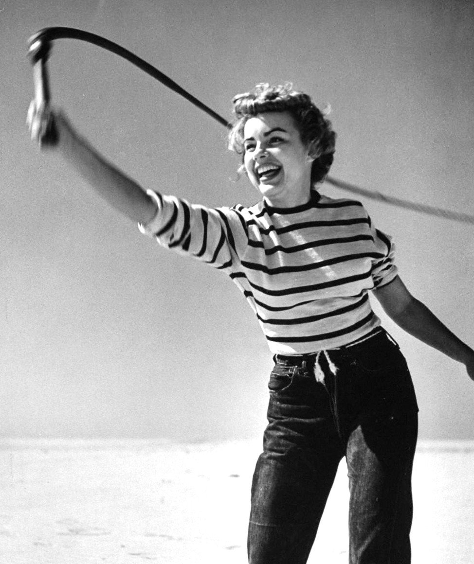 Slice of Cheesecake: Terry Moore, pictorial