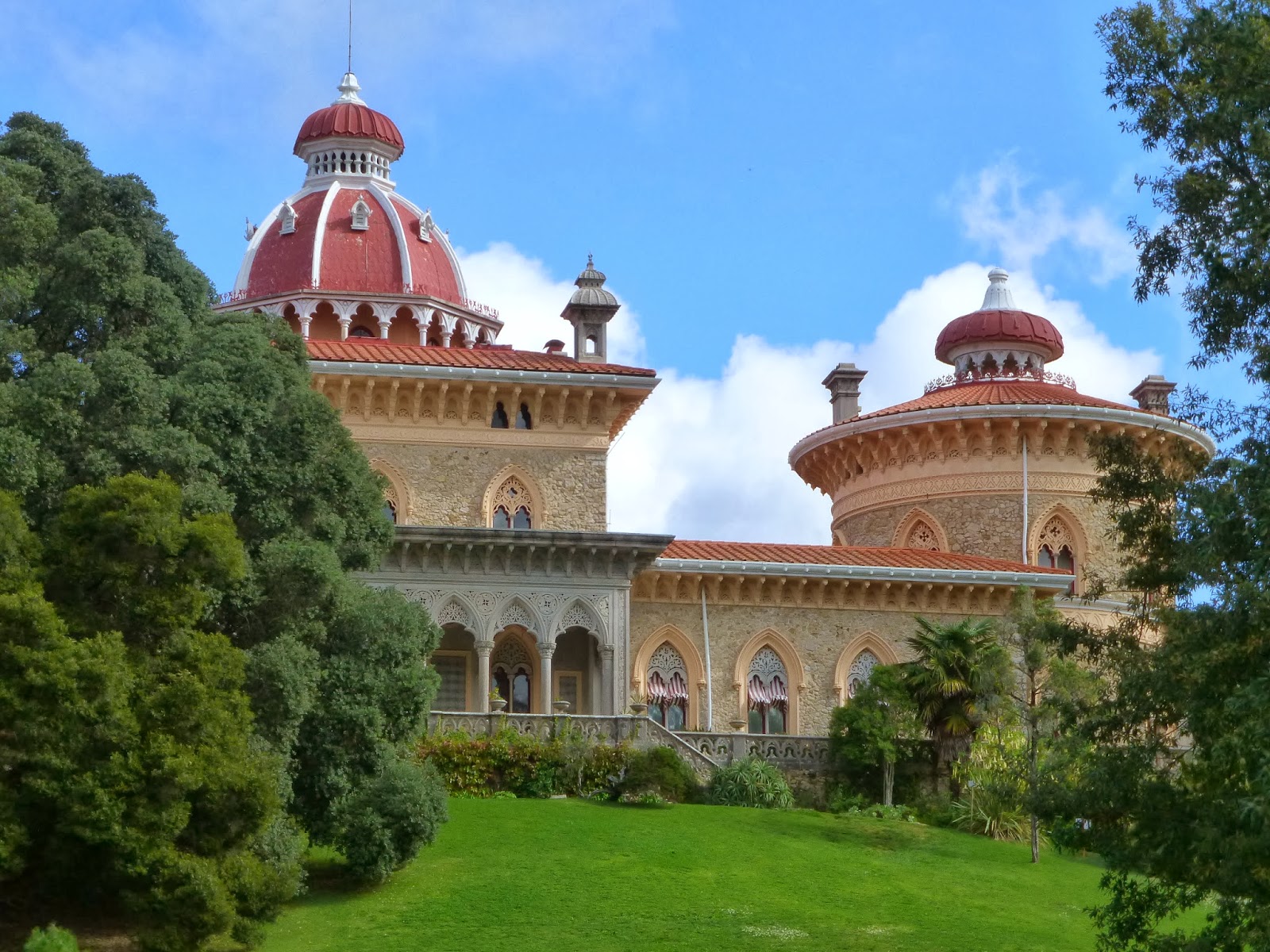 Retalhos de Sintra: SINTRA: O PRESTÍGIO DA PARQUES DE SINTRA-MONTE DA LUA
