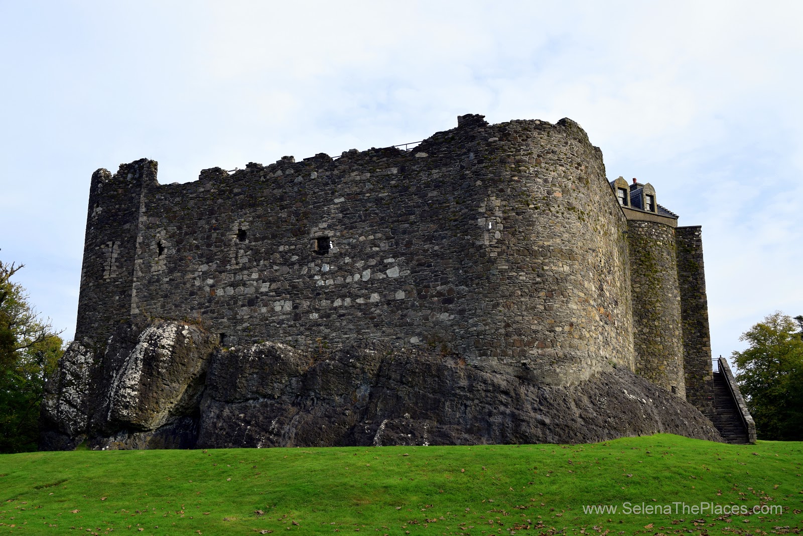 Oh, the places we will go!: A Coo & a Castle in Oban, Scotland