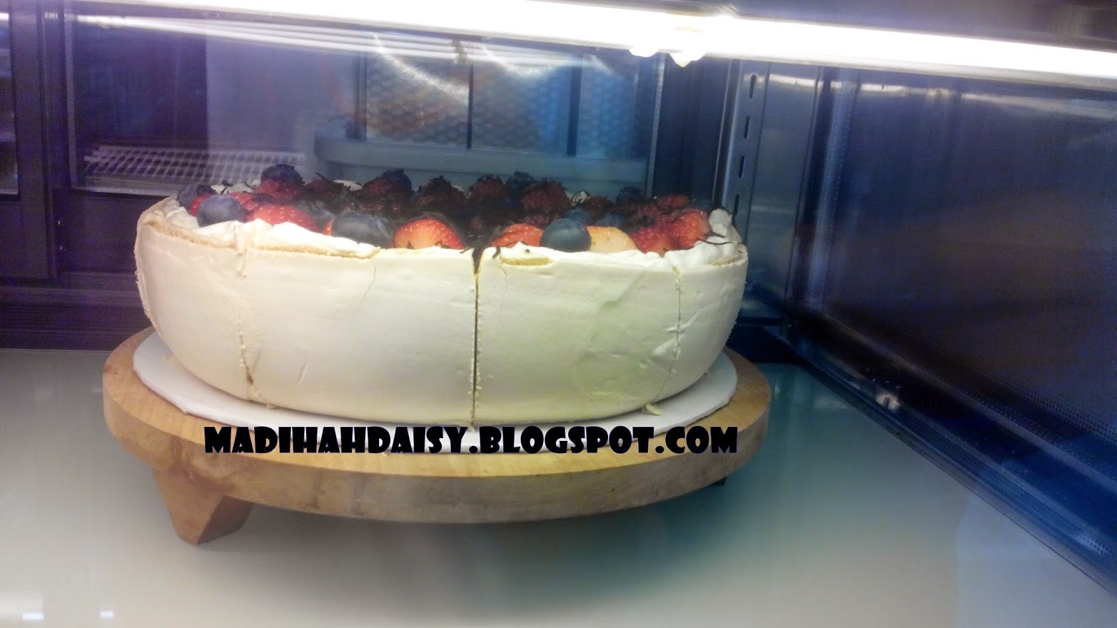 Kula Cakes di Kuantan - Violet