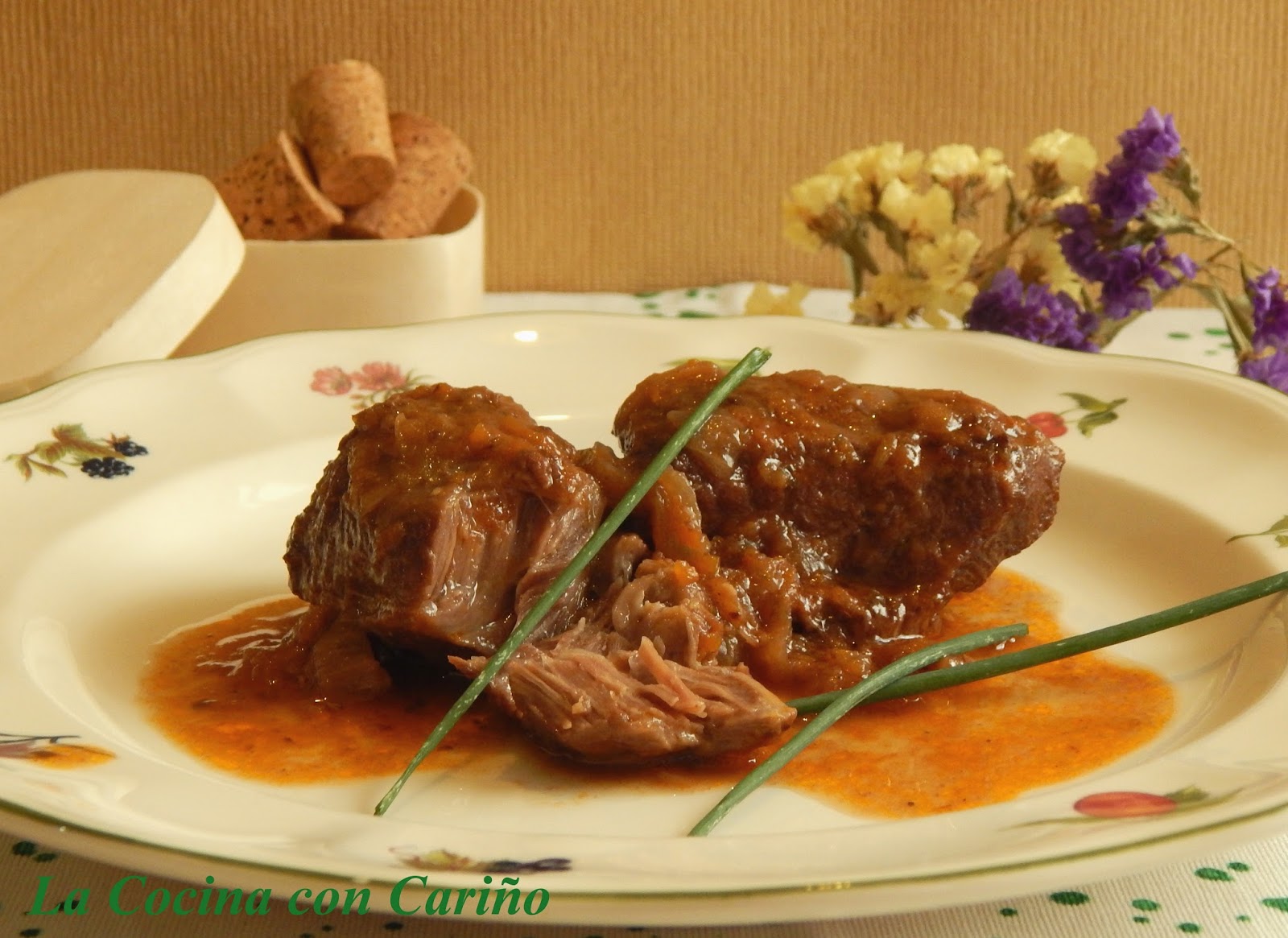 CARRILLADA DE CERDO AL VINO TINTO