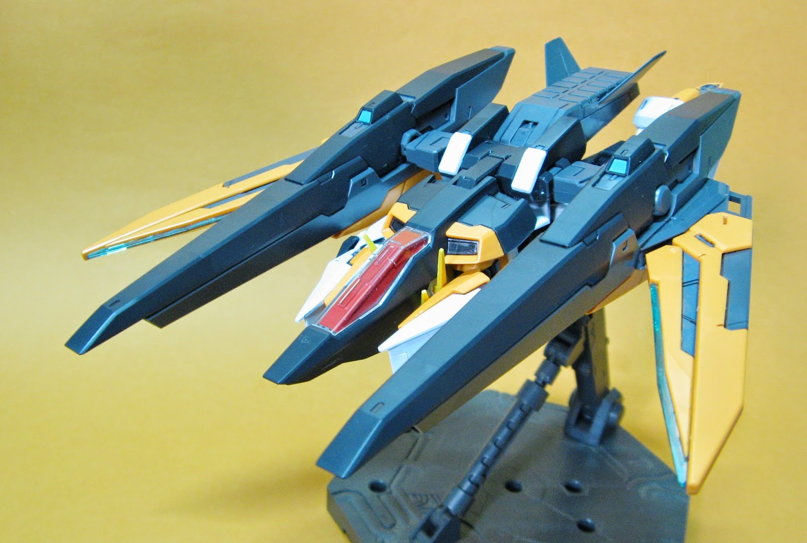 Gundam 00 Awakening of the Trailblazer HG GN-011 GUNDAM HARUTE高達哈魯托(妖天使高達)