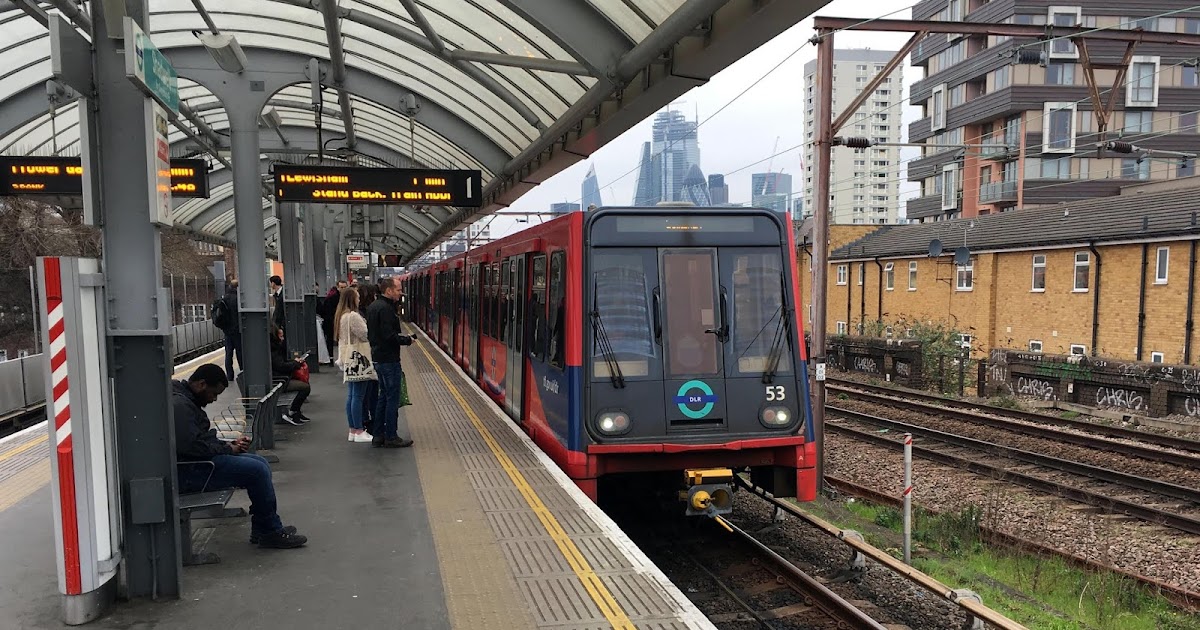 The Railway Photo Blog: DLR (12) : Shadwell