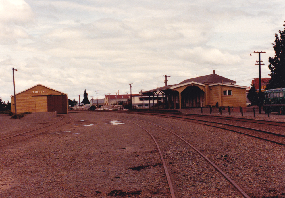 The Lothians: The Changing Southern New Zealand Railway Landscape