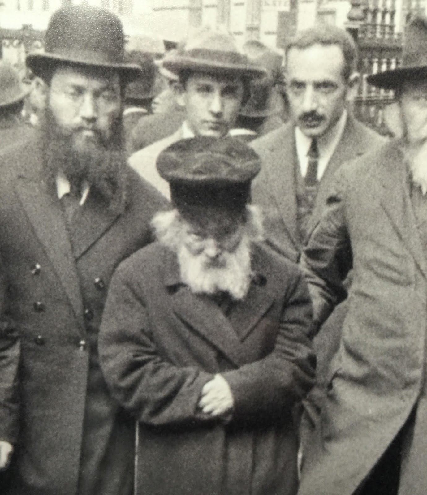 August 15, 1923. Rare Footage Of The "Chofetz Chaim", Rabbi Yisrael ...