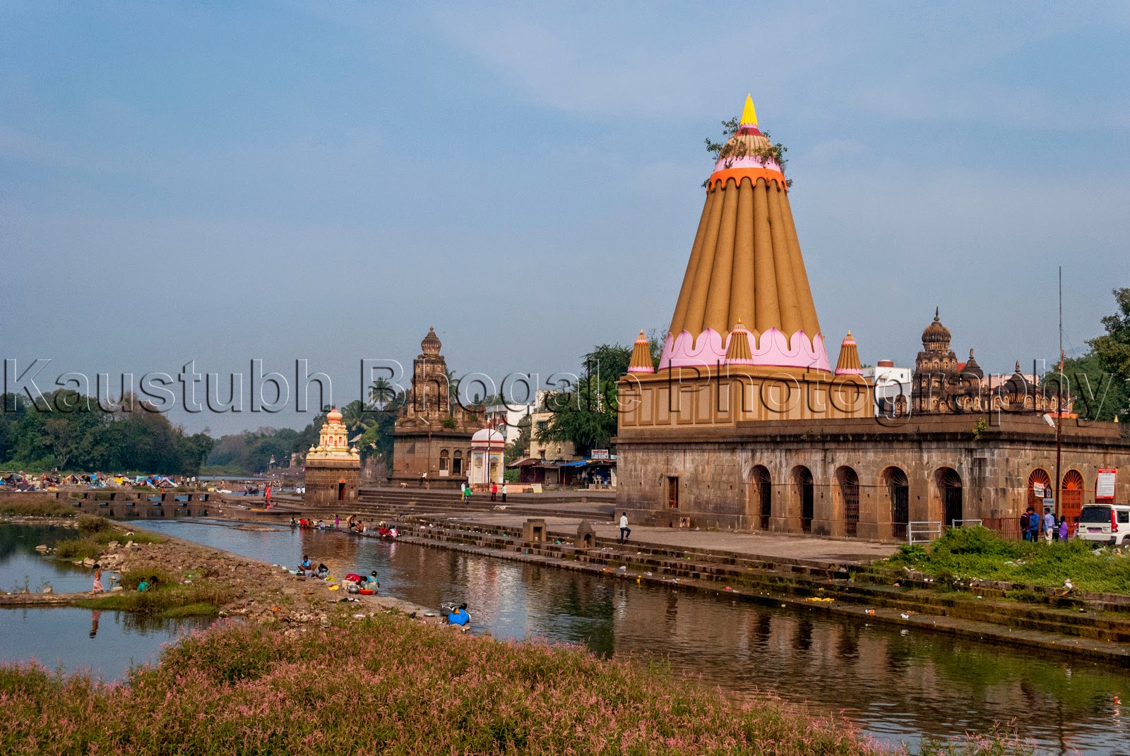 travelogue: Cinematographic Wai - Menavali_November 6, 2013