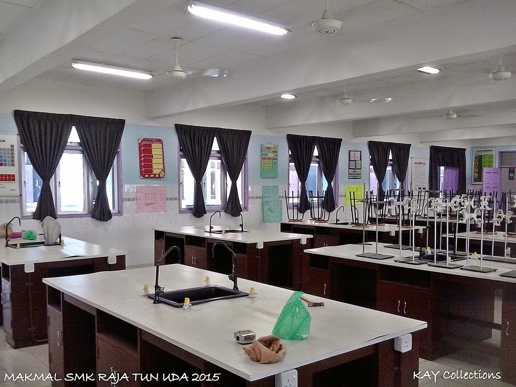 KAY Collections: Makmal Sekolah