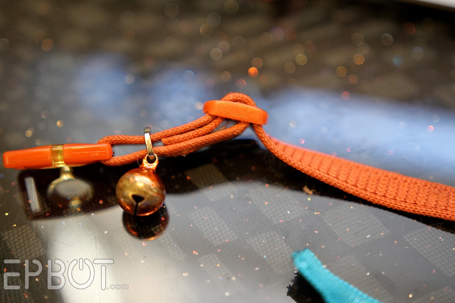 EPBOT: Quick Craft: Make Your Own Custom Cat Collar