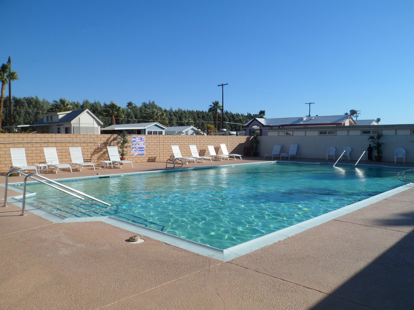 Rauhala Ramblers: Rainbow Spa RV Park, Palm Springs