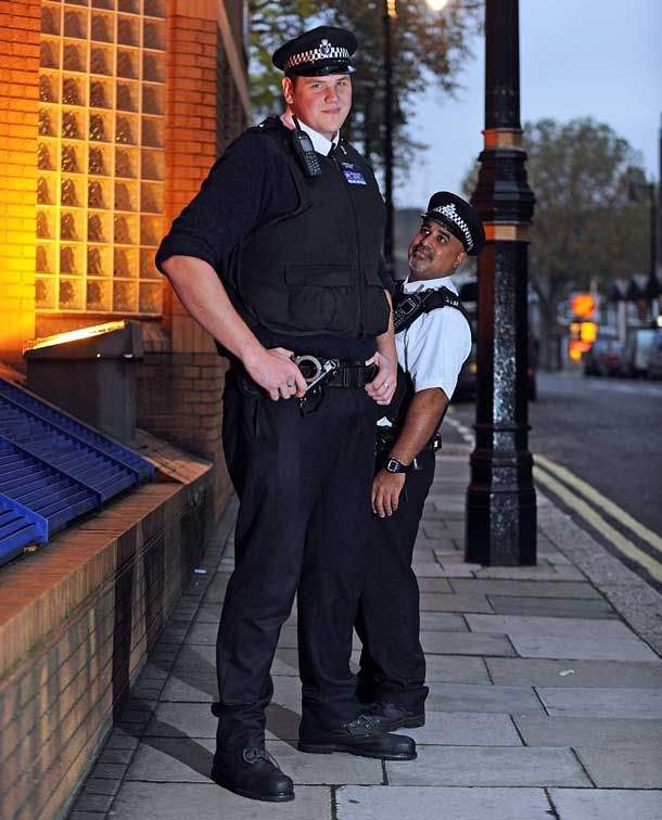 WOMENIFY: Britain's tallest policeman