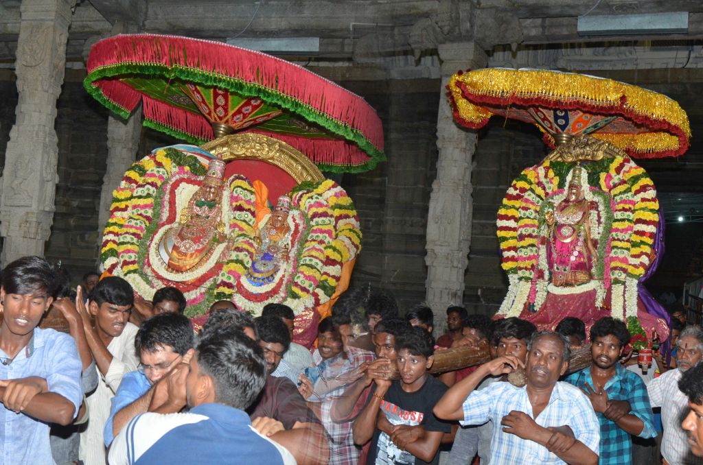 10th Day of 2018 Vasantha Utsavam Festival at Arunachala: Burning of ...