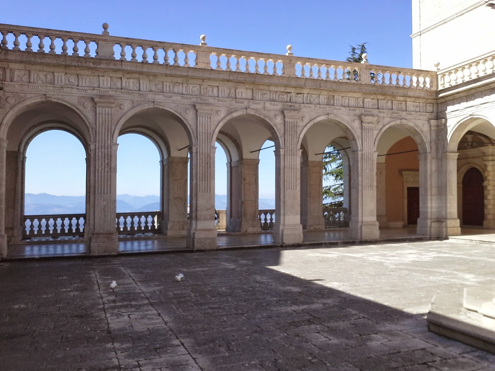 Road of Faith and Art / Camino del Arte Sacro: El Monasterio de Monte ...