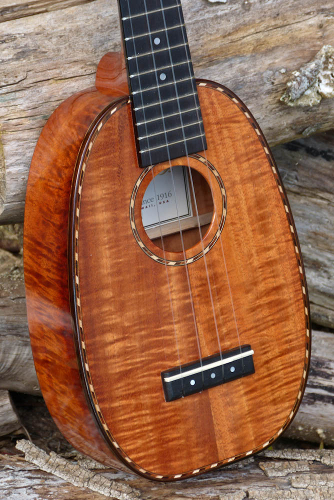 2014 Kamaka Pineapple Deluxe Soprano Ukulele