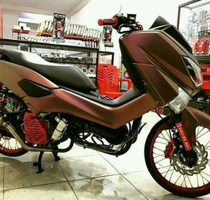 Foto hits modifikasi yamaha Nmax terbaru