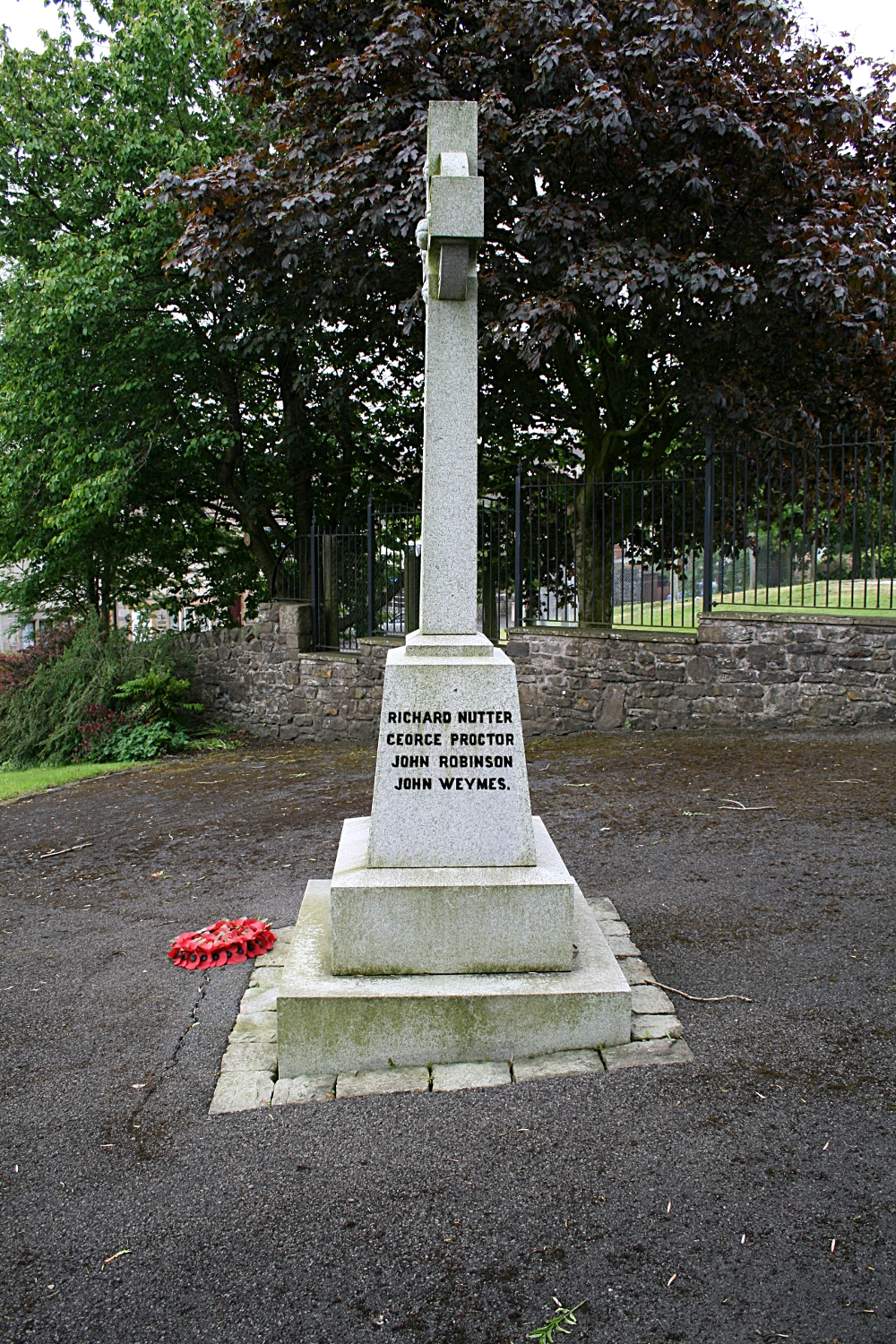 Memorials: Gisburn War Memorial