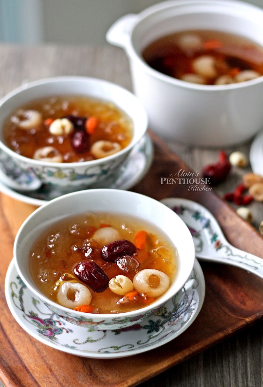 Alvin's Penthouse Kitchen: Peach Gum Dessert Soup with Red Dates ...