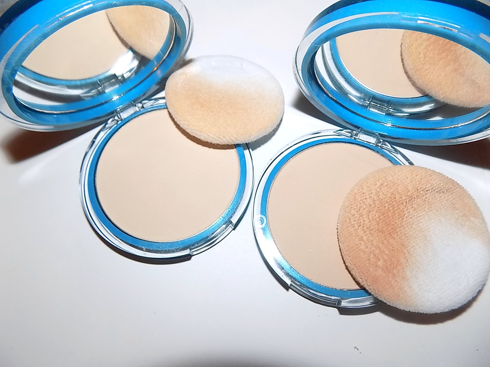 The Beauty Alchemist: Cover Girl New Clean Matte Powder & Foundation