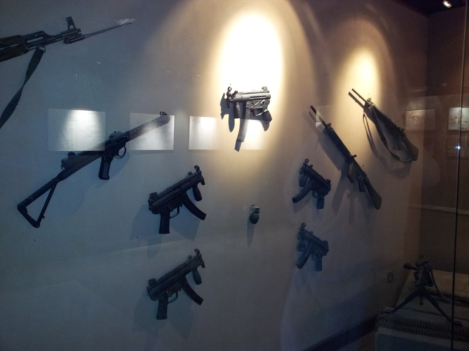 Life in Kuwait Blog: Things to do in Kuwait- Al Qurain Martyr's Museum