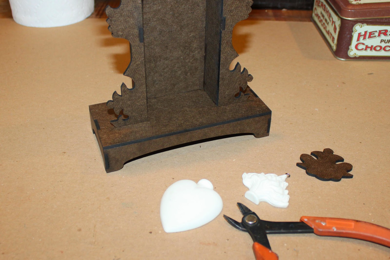Retro Café Art Gallery: New Exquisite Antiquity Shrine Kit + a Tutorial‏