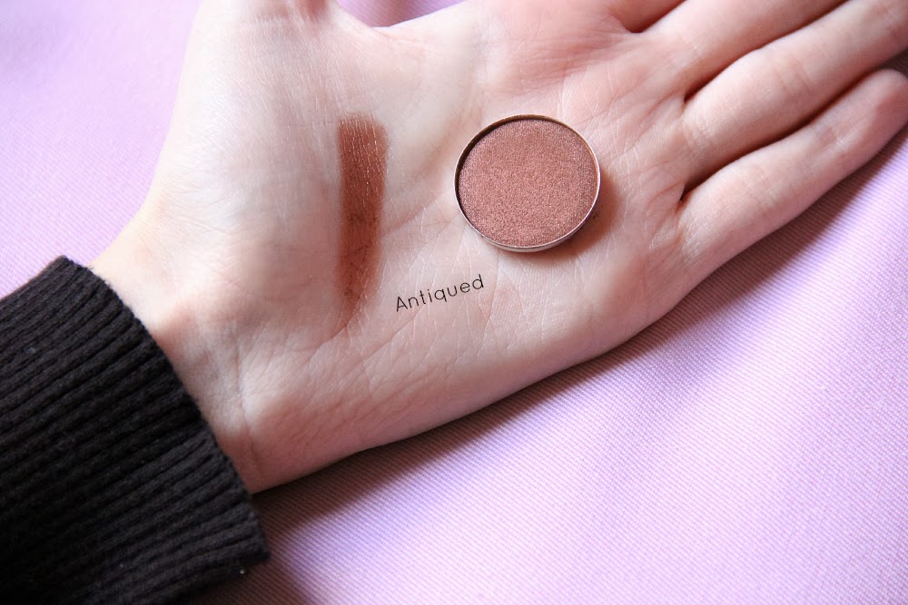 MAC Far Paletimin Yeni Üyeleri! || MAC Antiqued, Deep Damson, Samoa ...