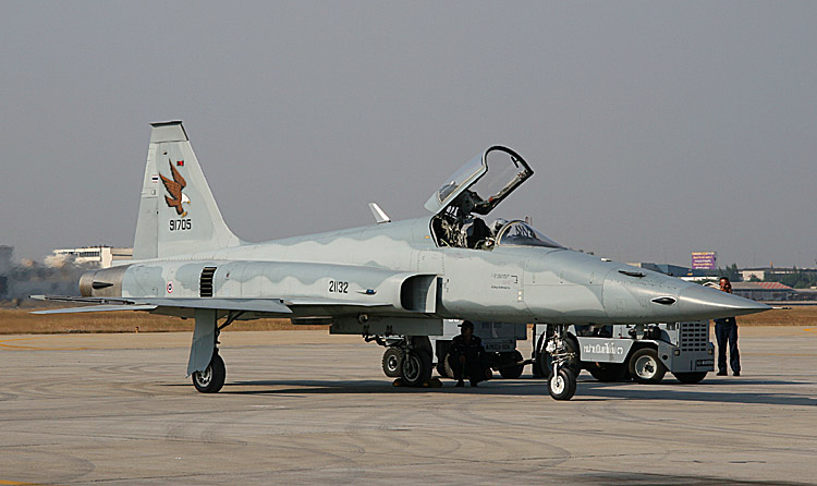 THAIDEFENSE-NEWS: Photo Gallery: RTAF F-5E/F