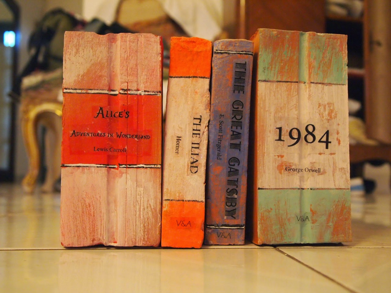 Teen DIY: DIY Brick Books