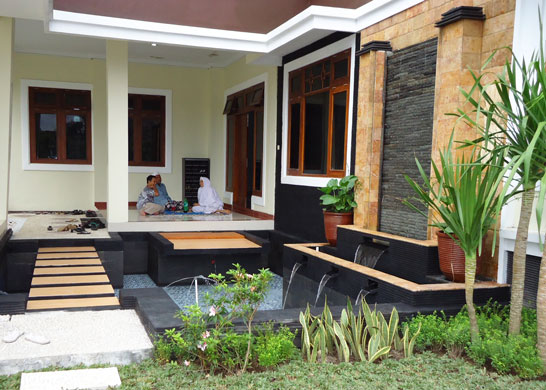 KEISTIMEWAAN BATU ALAM PACITOROSO (RUMAH BERNUANSA PINK) - JUAL BATU ...