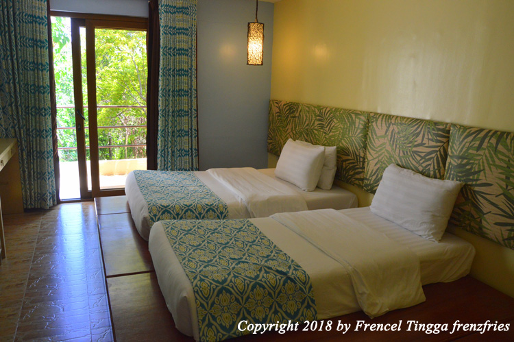 Frenz Fries: Tugawe Cove Resort, Caramoan