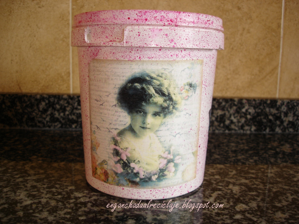 Papelera reciclada con transfer |Enganchada al reciclaje