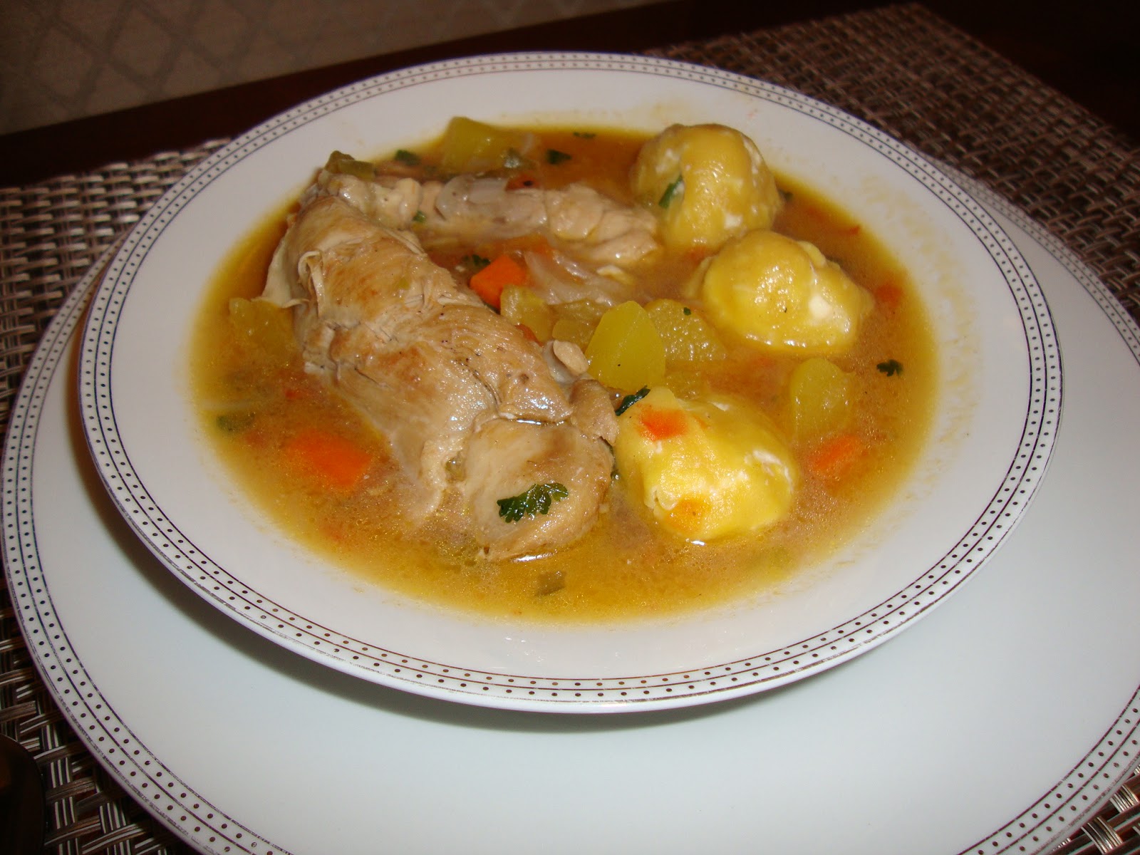 Cosmopolitan Foodies: Vori Vori Soup