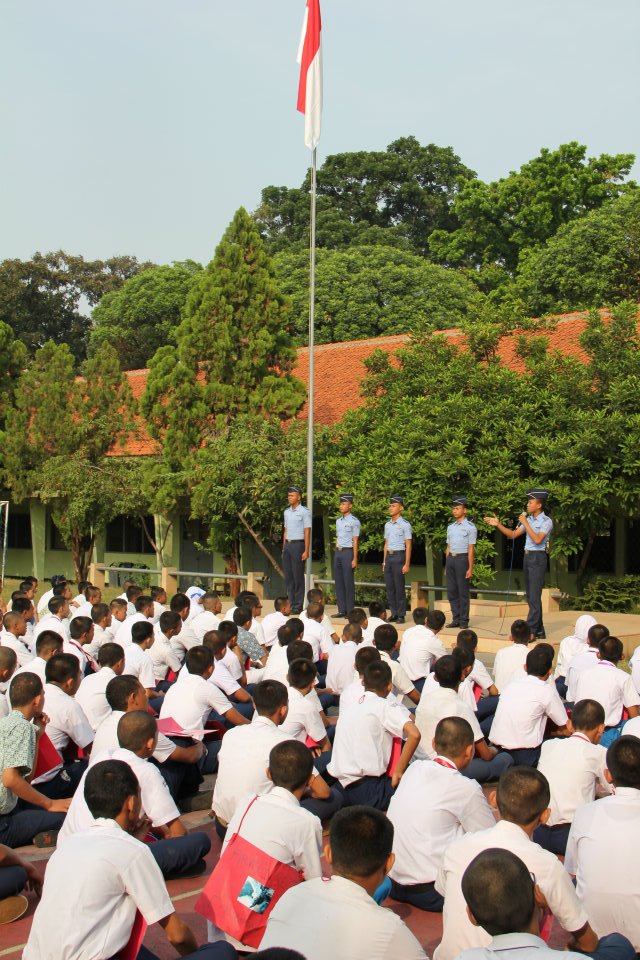 ebednego@gmail.com: mopdb smk 29 jakarta (penerbangan)