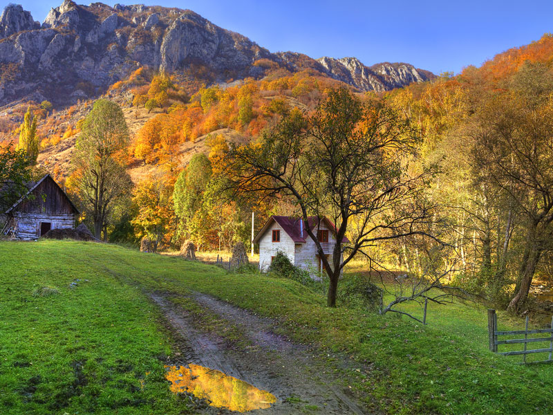10 Places to Visit in Europe in Fall - Mersad Donko Photography
