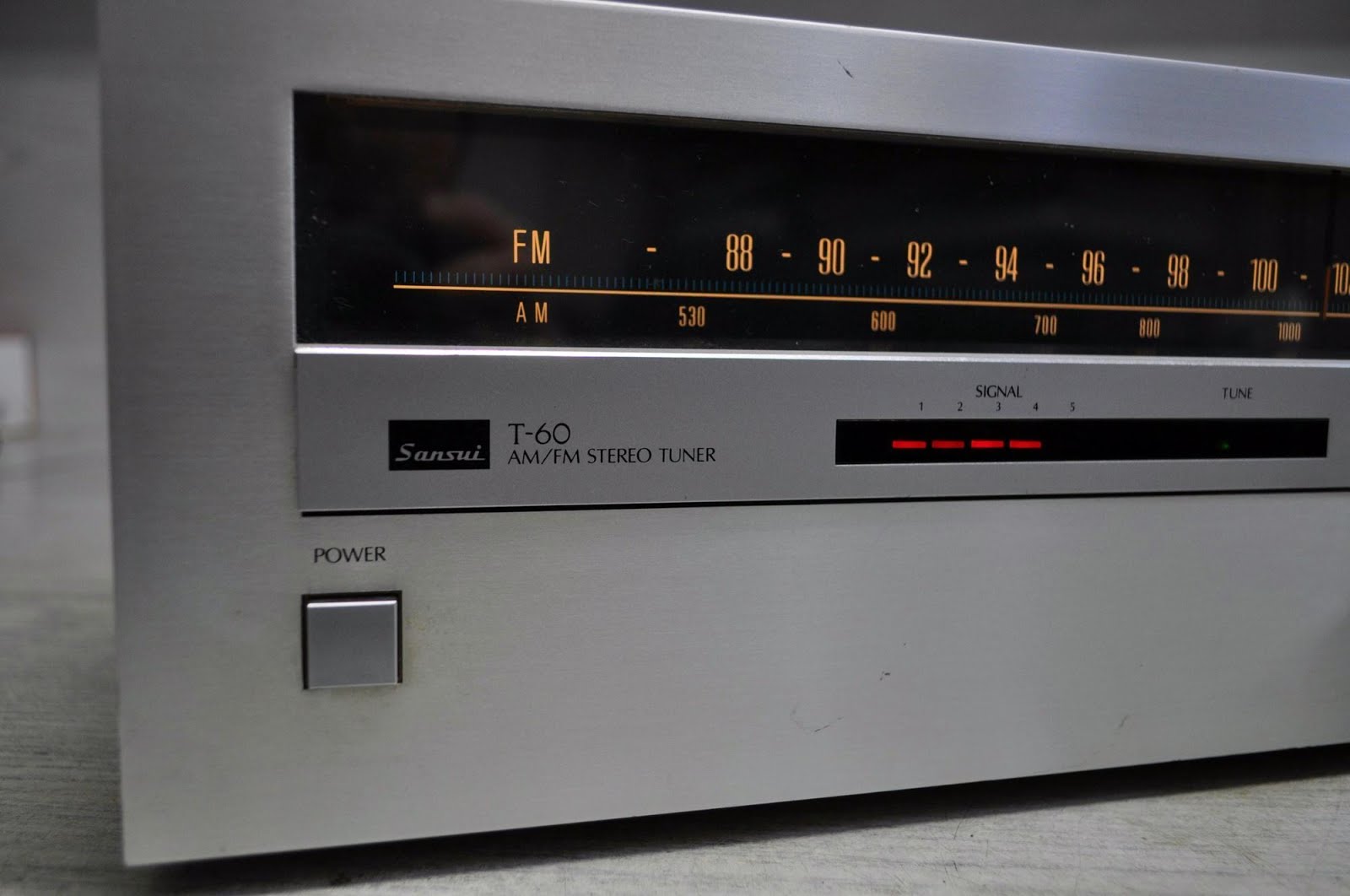 Sansui T-60 - Analog Tuner | AudioBaza
