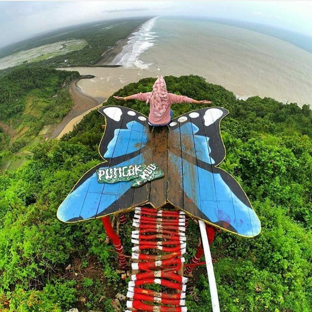 BUKIT HUD KARANGBOLONG, BUAYAN, KEBUMEN. SPOT KEREN UNTUK MENIKMATI ...