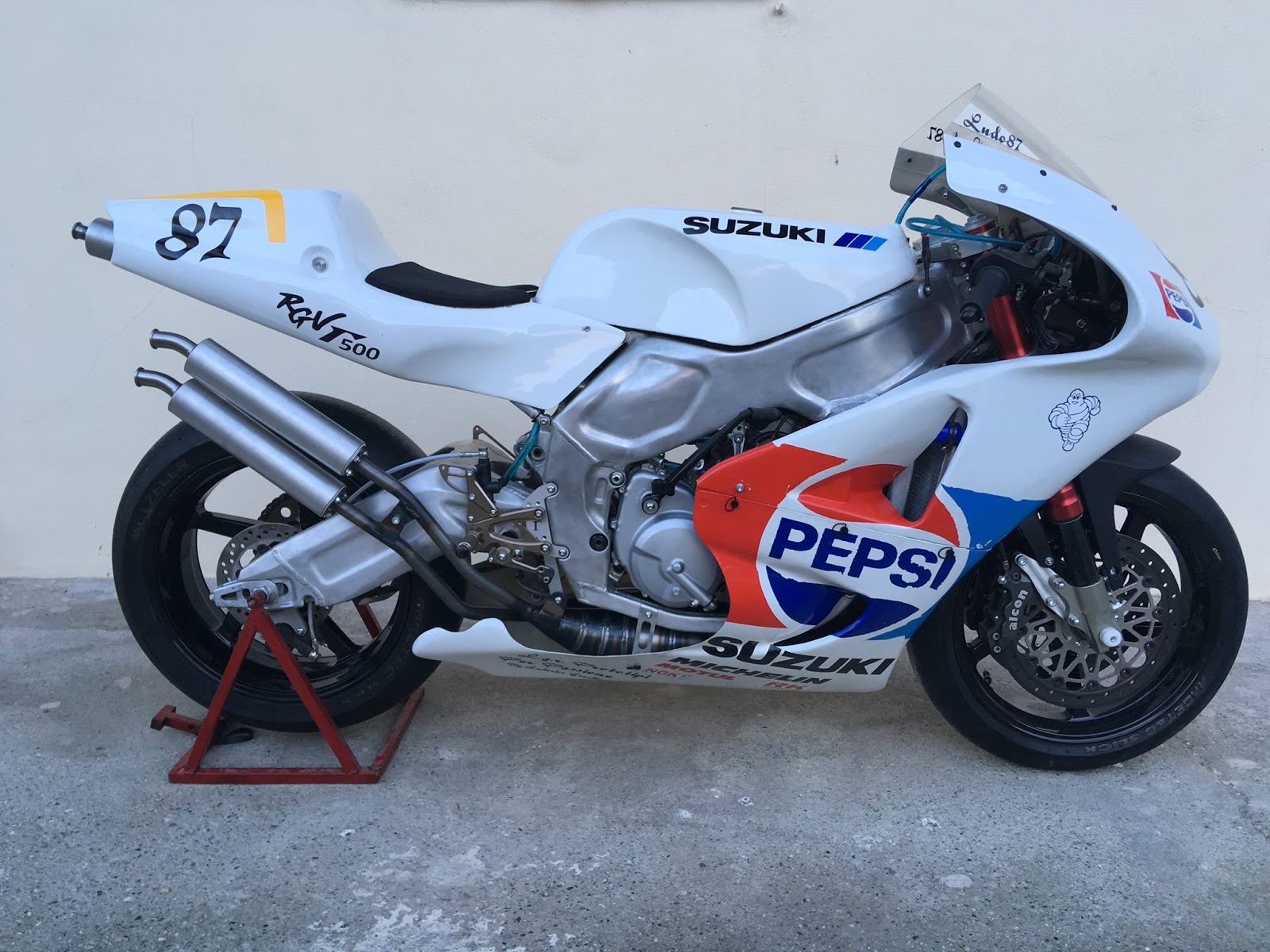 L.G.R. Prototipi per Passione, la mia vita per le 2 e 4 ruote: Suzuki ...