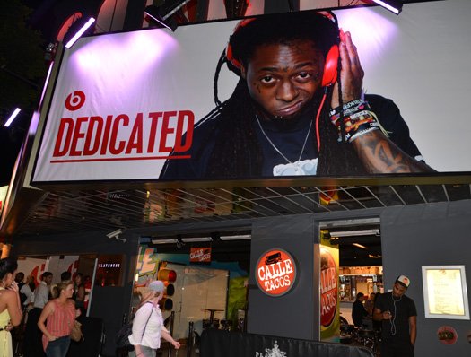 Lil wayne Fãs Brasil: Fotos: Fones Beats By Dre do Lil Wayne