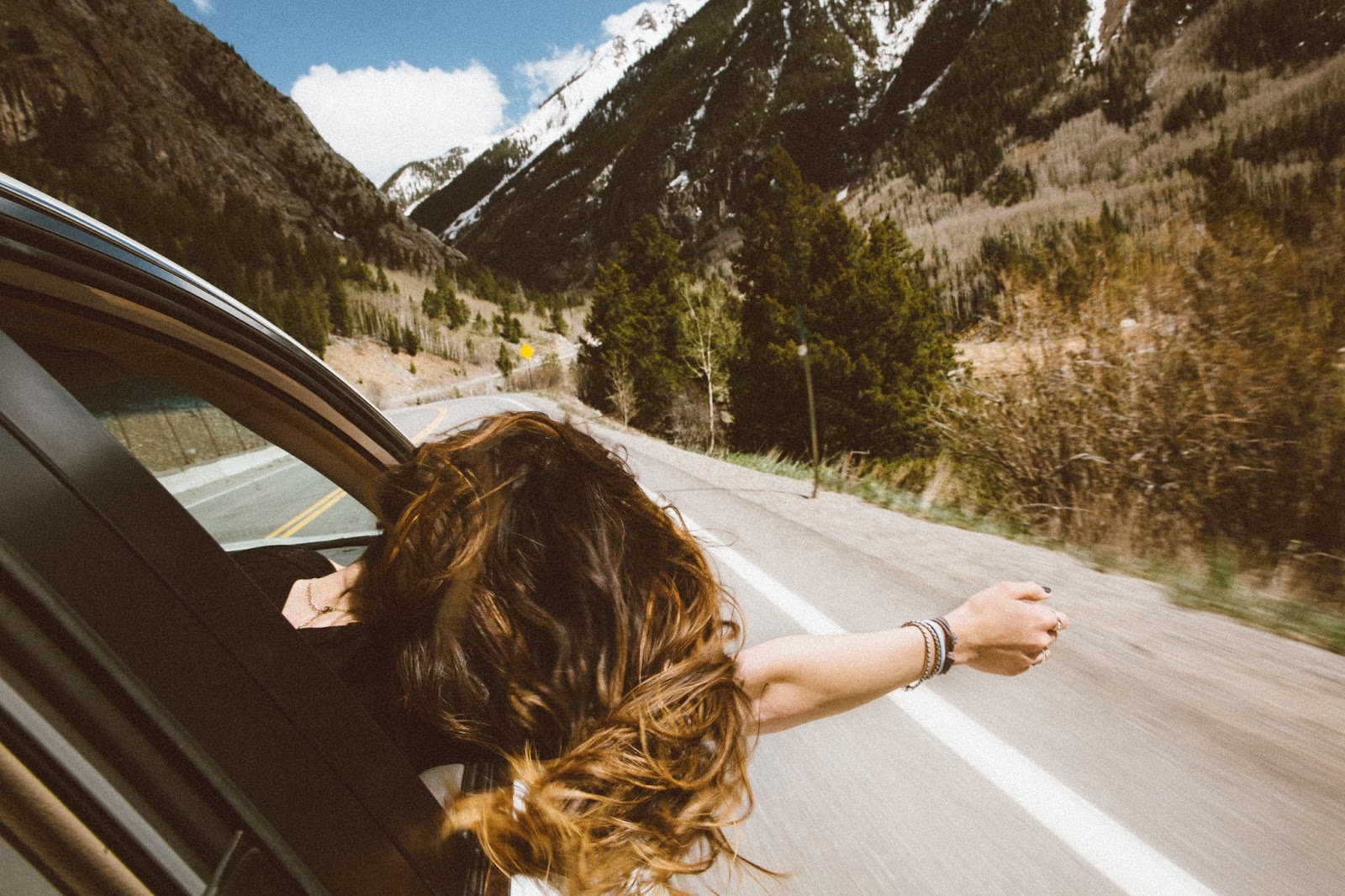 Side Street Style: 10 Ways To Stay Stylish On A Road Trip