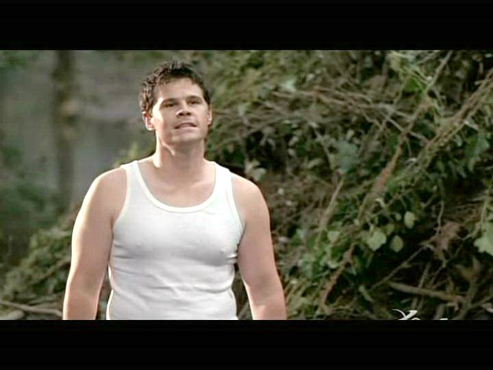 DjBlueJ54s Wonderland World: April 2011