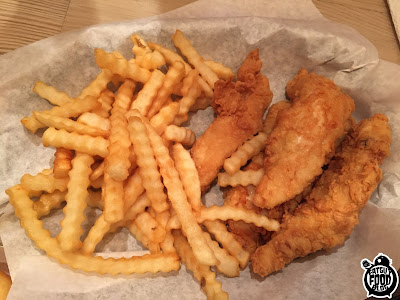 FATGUYFOODBLOG: Ezells Famous Chicken!