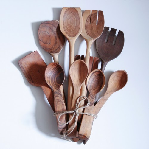 apartmentf15: displaying wooden spoons