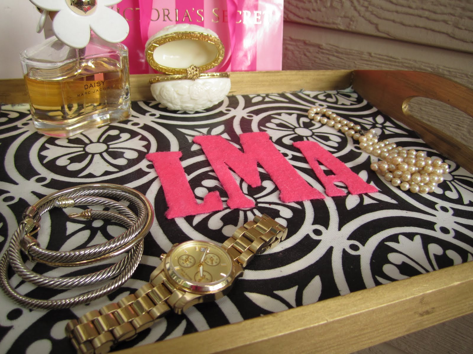 Crafty Couture: Monogram Tray