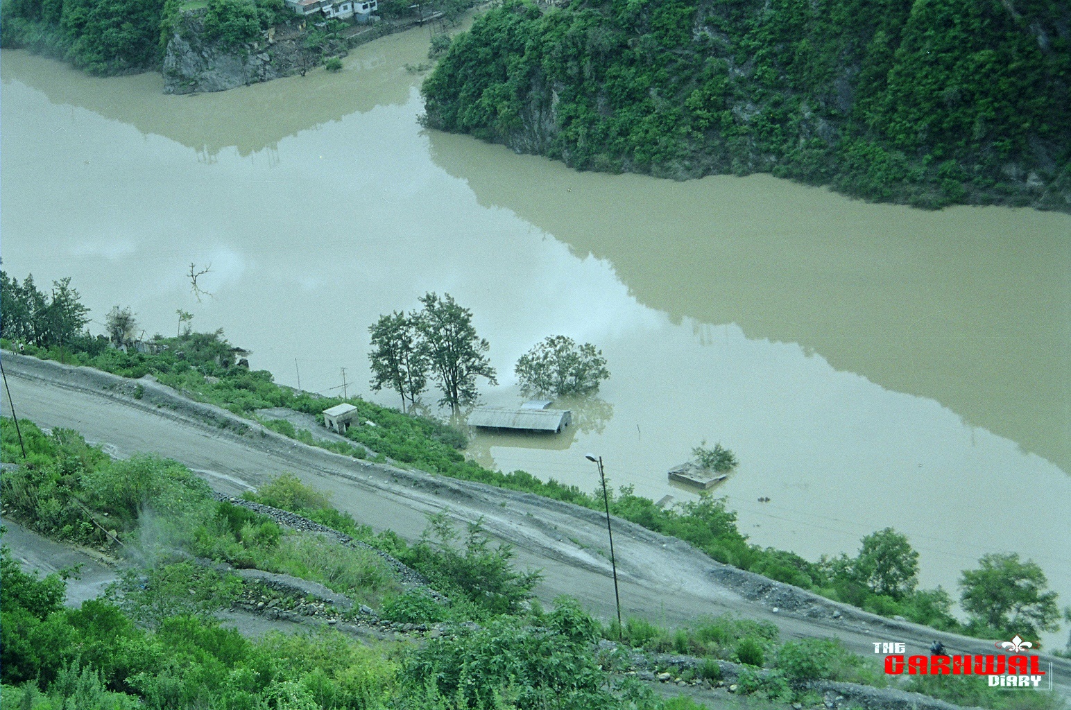 Old Tehri Pics, Rare pics of Old Tehri town, Submerged City Before Dam ...