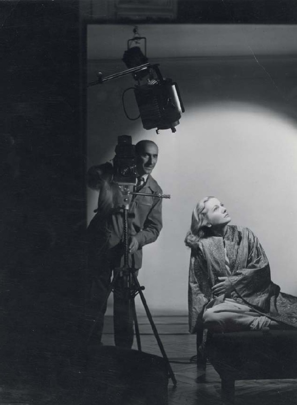 Alacantí de profit: JUAN GYENES: EL FOTÓGRAFO DE LA ÉLITE