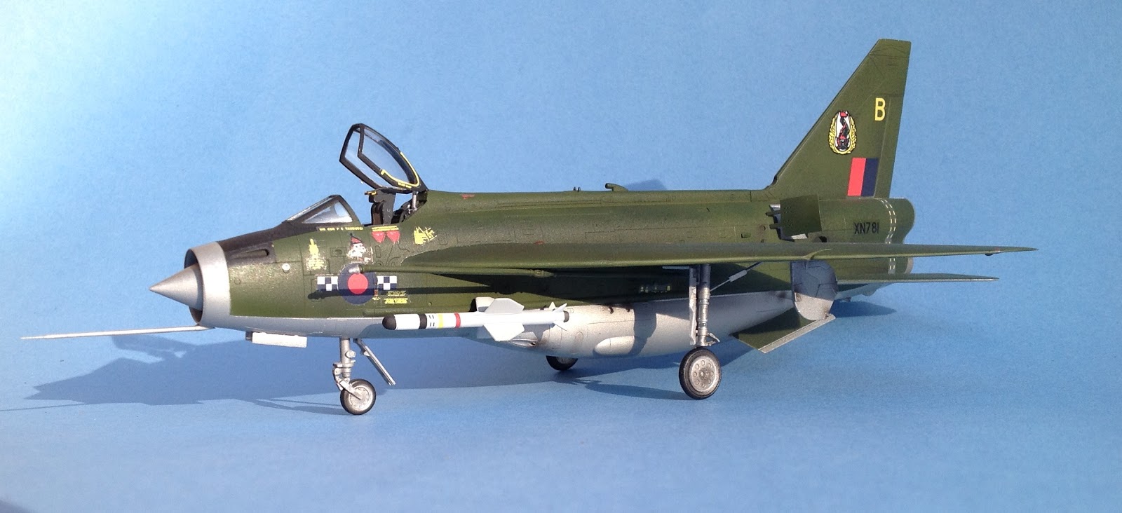 1/72 Scale Kits & Diorama: Trumpeter 1/72 BAC Lightning